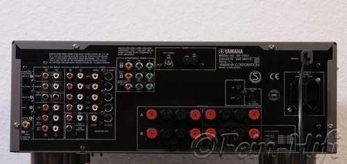 Yamaha RX-V557 аудио усилитель