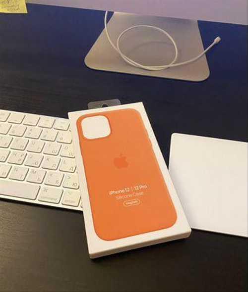 Чехол Apple Silicon Case для iPhone 12