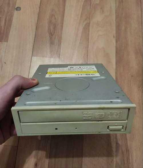 CD-ROM на запчасти