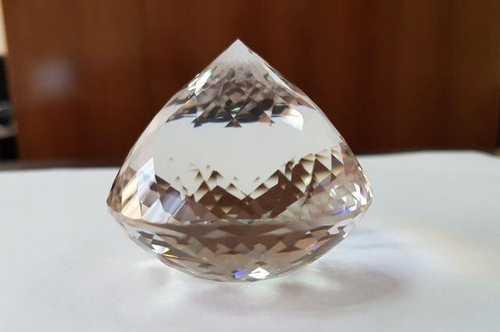 Огранка из Горного хрусталя d 56мм, 780ct