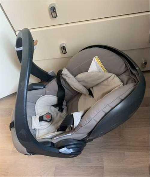 Автолюлька stokke izi go