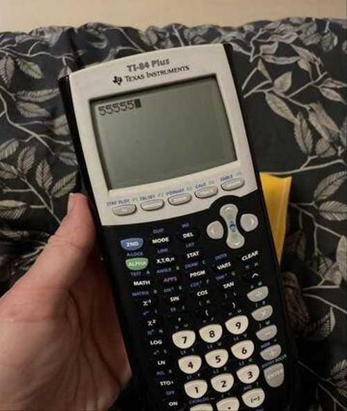 Калькулятор графический Texas Instruments TI-84