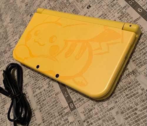 New Nintendo 3DS XL Pikachu Yellow Edition