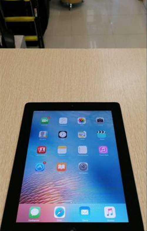 Планшет iPad 3 память-32г a1396