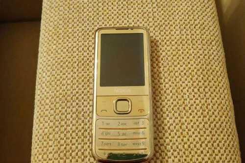 Телефон Nokia 6700 золотой
