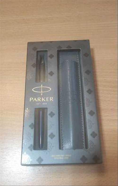 Набор чехол + шариковая ручка Parker Jotter Core