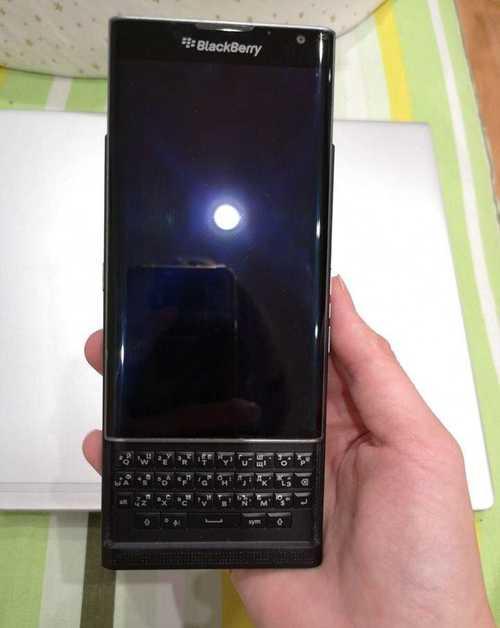Смартфон BlackBerry Priv (русская раскладка)