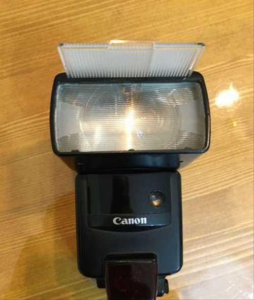 Вспышка Canon Speedlite 540 EZ