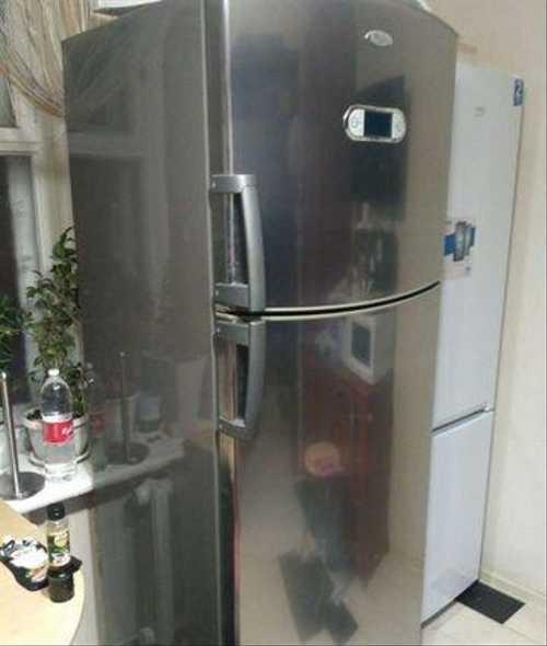 Холодильник на запчасти Whirpool ARC4208IX