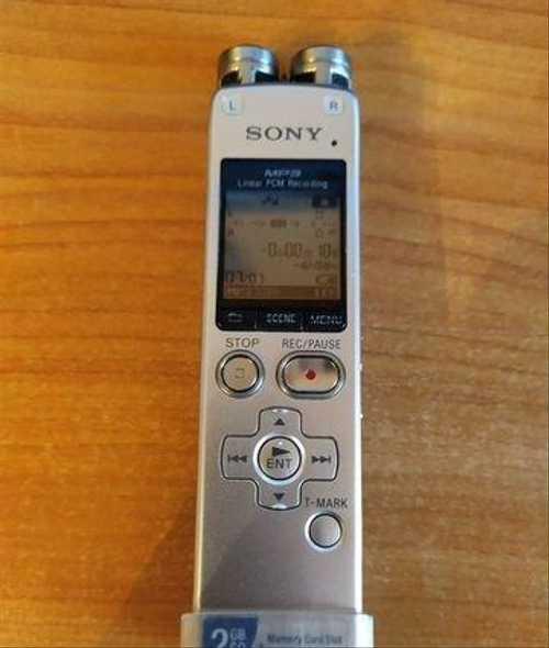Диктофон цифровой Sony ICD-SX712 2Gb