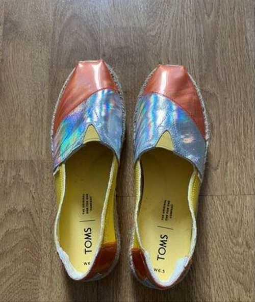 Эспадрильи toms