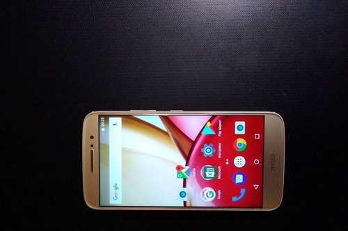 Телефон Motorola Moto M