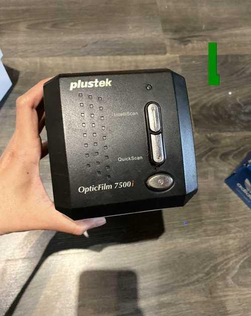 Пленочный сканер Plustek opticfilm 7500i