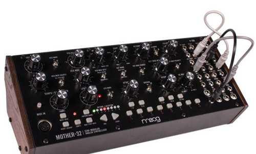 Moog Mother-32