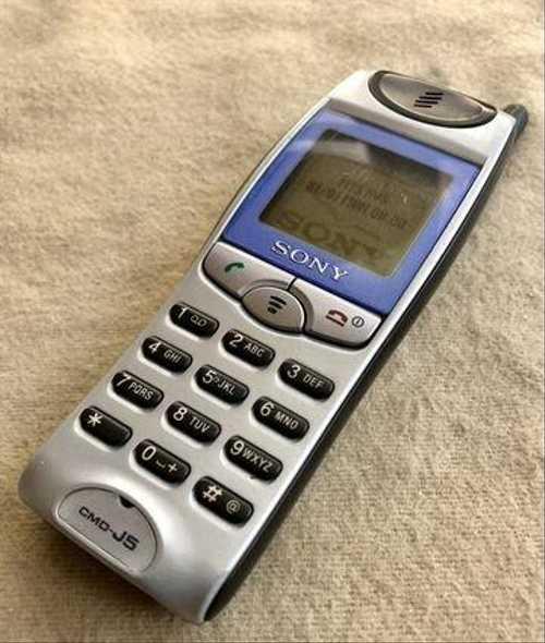 Sony CMD J5 мобильный телефон начала 00-х