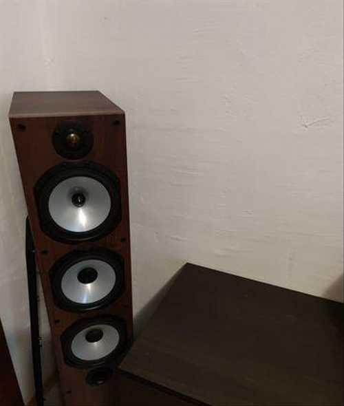 Monitor Audio MR6 Walnut