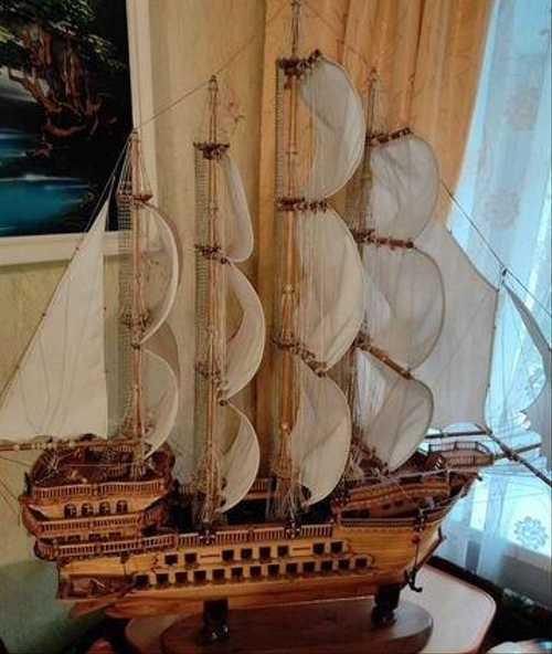 Деревянный корабля ручной работы