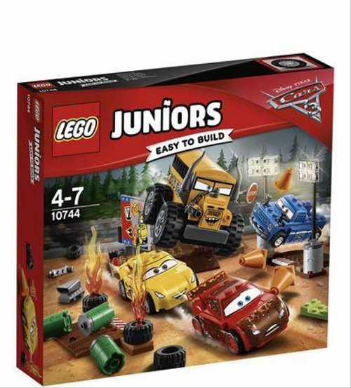 Lego juniors cars 10744