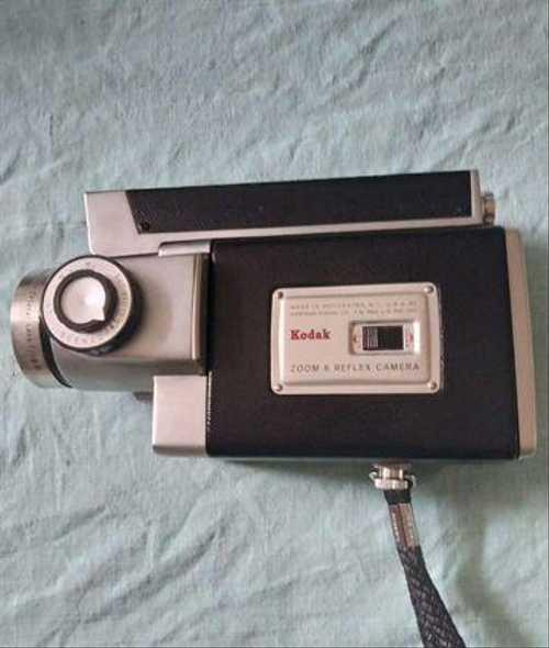 Винтажная камера Kodak Zoom 8 Reflex Camera