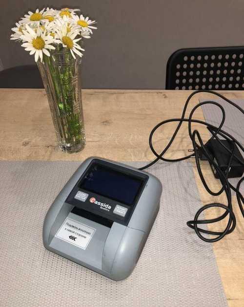 Автоматический детектор банкнот