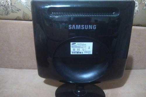 Монитор Samsung 932BF