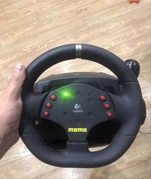 Игровой руль logitech momo racing