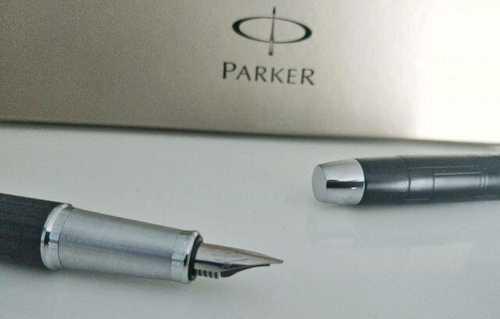 Перьевая ручка Parker
