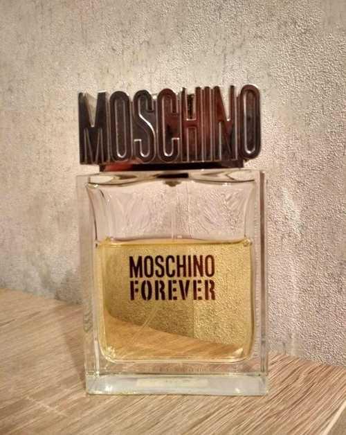 Moschino Forever