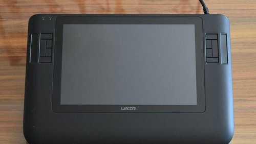 Графический планшет Wacom Cintiq 12WX