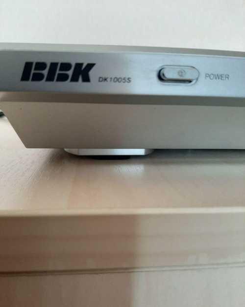 Двд BBK DK1005s