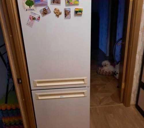 Холодильник Стинол 101 е