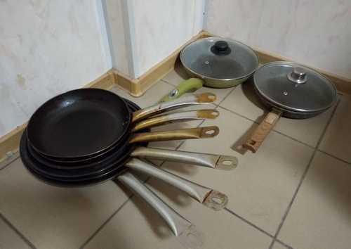 Сковородки 8 шт. (2 с крышкой)