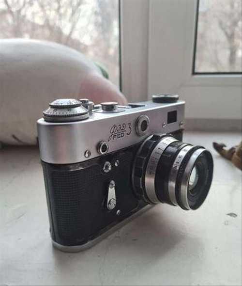 Плёночный фотоаппарат фэд3