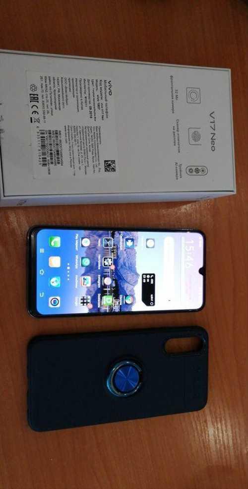 Vivo V17Neo телефон