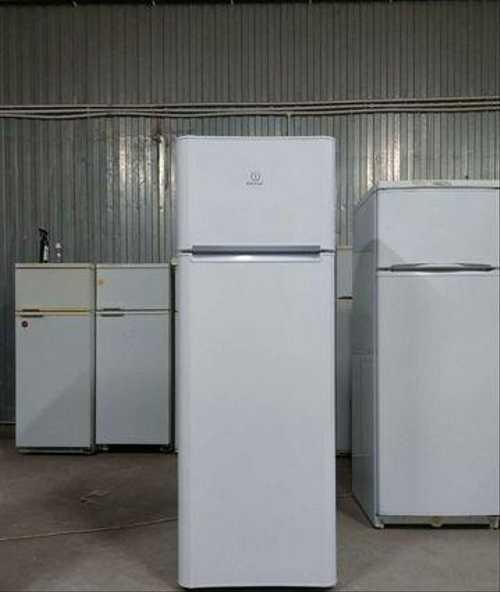 Холодильник indesit TIA160