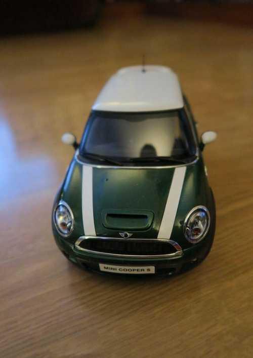 Mini Cooper 1:18 minichamps