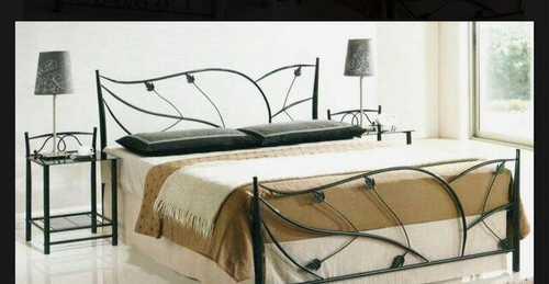 Кровать двухспальная с матрасом бу 160200