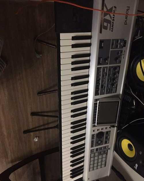 Roland fantom x6