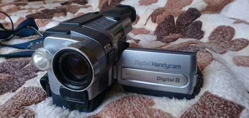 Продам японскую камеру sony DCR-TRV147E
