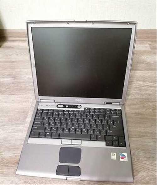 Ноутбук Dell Latitude D600