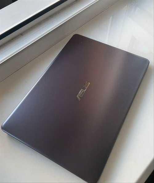 Asus vivobook s14