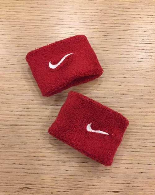 Напульсники Nike