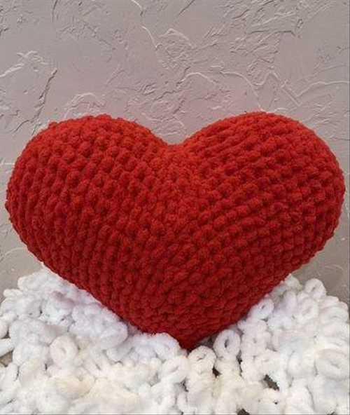 Декоративная подушка «Плюшевое сердце»