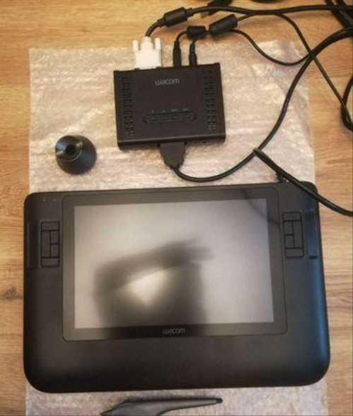 Графический планшет Wacom cintiq 12wx(DTZ-1200w)