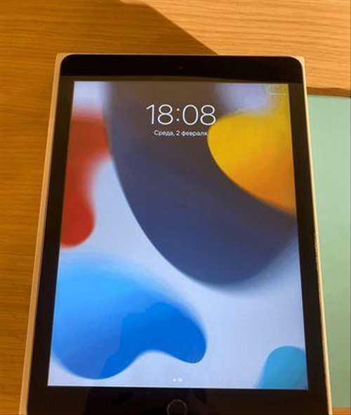 iPad 5 (2017) 128гб