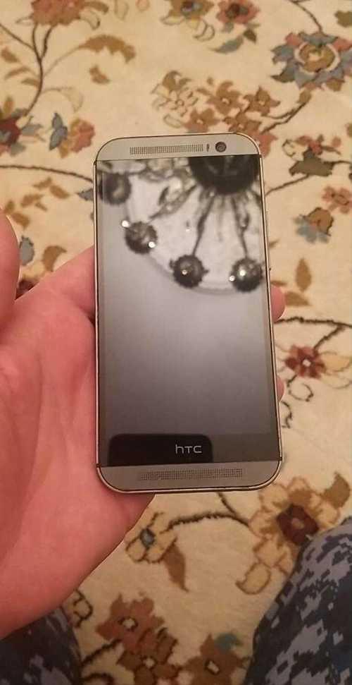 Телефон HTC М8