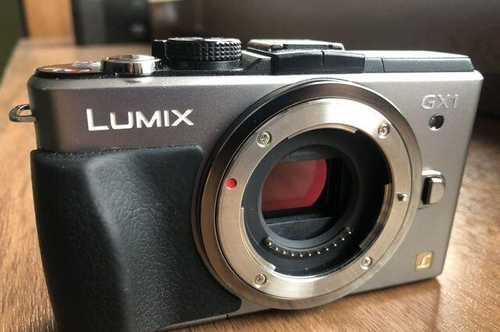 Panasonic lumix GX1 маленький без зеркальный фотик