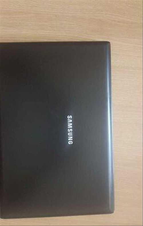 Samsung NP-R519
