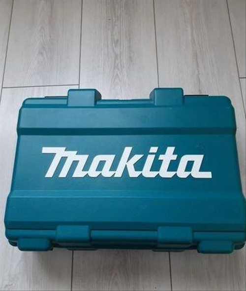 Шуруповерт makita с фонариком