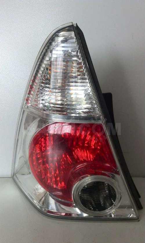 Daihatsu yrv